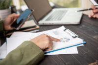 Responden Adalah: Pengertian, Contoh, Syarat, Karakteristik