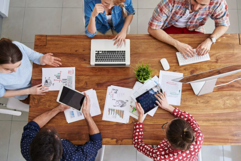 FGD Adalah: Pengertian, Tujuan, Kelebihan, Cara Melakukan