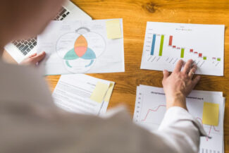 Grafik Adalah: Pengertian, Ketentuan Membuat Grafik, Manfaat