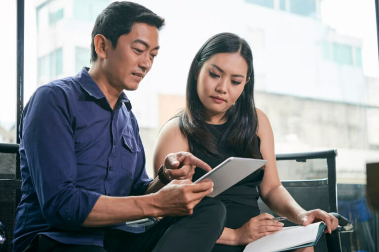 Snowball Sampling Adalah: Definisi, Jenis, dan Contoh