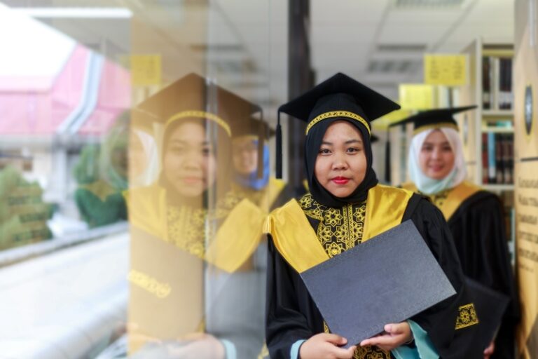 Tesis S2 Magister: Standar Minimal & Cara Membuat Penelitian